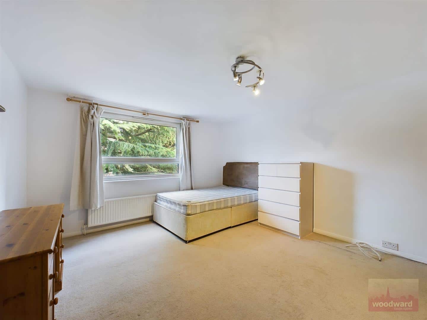 2 bed flat to rent in Edward Court, London Road, Harrow on the Hill ...